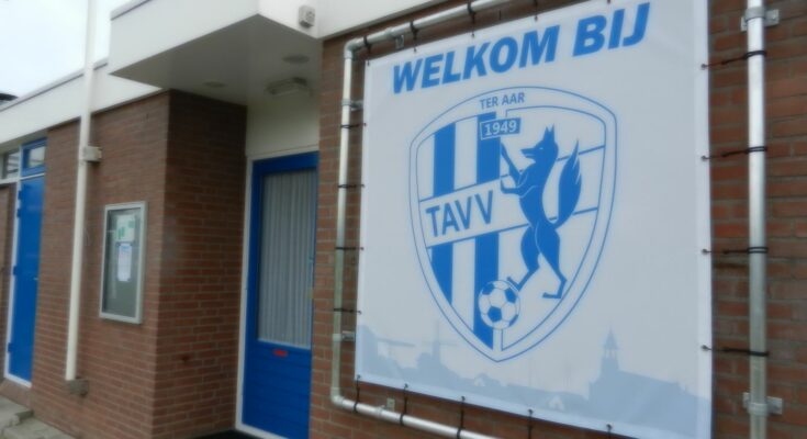 Voltallige A-selectie blijft TAVV trouw - De Nieuwkoper